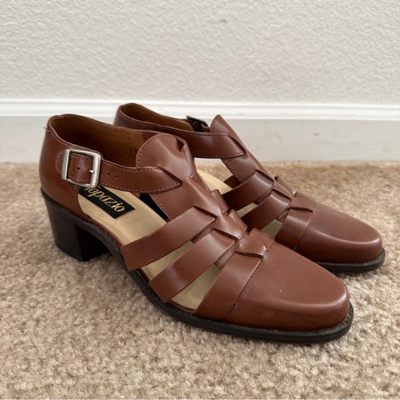 Topazio | Shoes | Vintage Topazio Brown Leather Sandals Sz 75 Academia ...